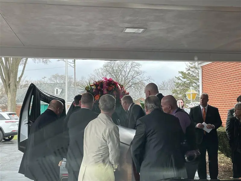 Funeral Limo Service Chicago | Funeral Transportation Suburb